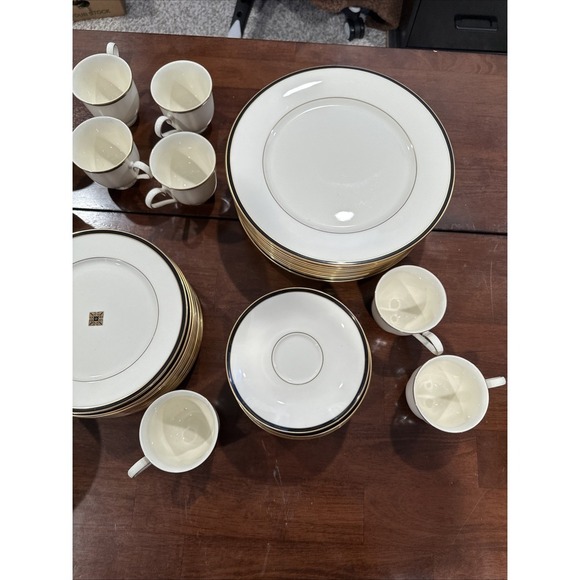 Lenox | Dining | Lenox China Urban Lights Five Piece Place Setting ...